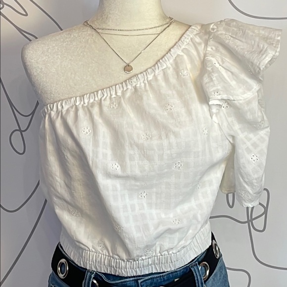 Universal Thread | Tops | Universal Threadwhite Puff Sleeve ...